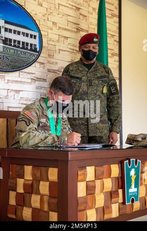 Maj. Gen. Joseph A. Ryan, commanding general, 25th Infantry Division ...
