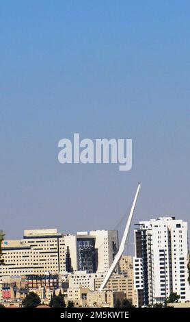 The Chords bridge in Jerusalem, Israel Stock Photo - Alamy