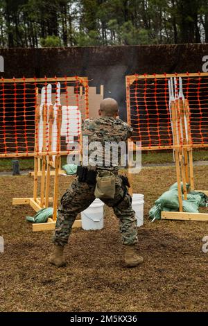 Marines with 8th Communication Battalion, II Marine Expeditionary Force ...