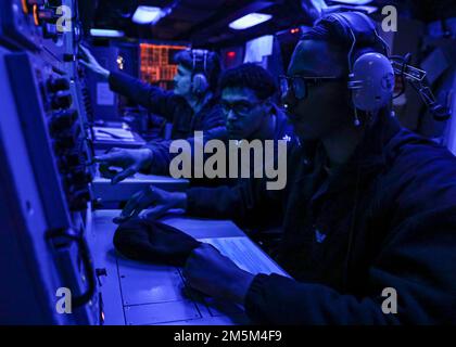 ATLANTIC OCEAN (March 24, 2022) – Sonar Technician (Surface) 2nd Class ...