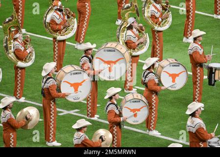 December 29, 2022: Texas Longhorns Casey Cain (88) in action during the ...