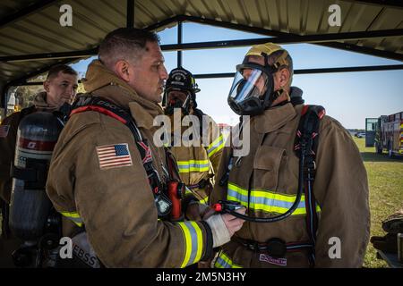 Maj. Gen. Charles Costanza, commanding general of 3rd Infantry Division ...