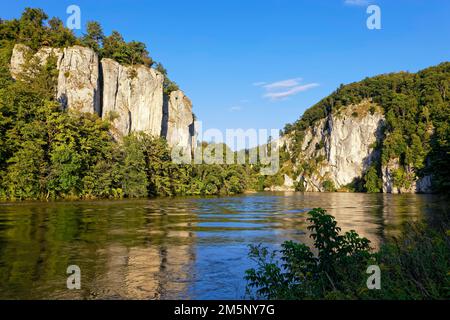 Danube breakthrough, also Weltenburg narrows, the Danube makes its way ...