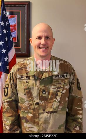 Illinois Army National Guard Sgt. 1st Class Anthony Gorup, the ...