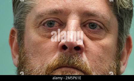 Elle Edwards father, Tim Edwards during a press conference at ...