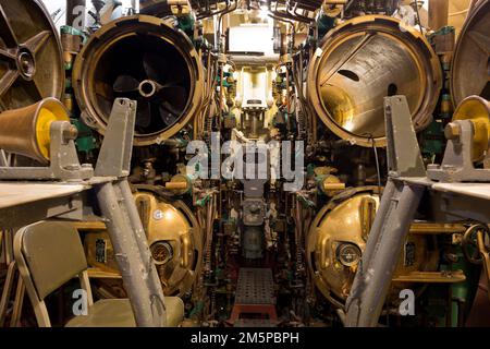The internal world war ii submarine Stock Photo - Alamy