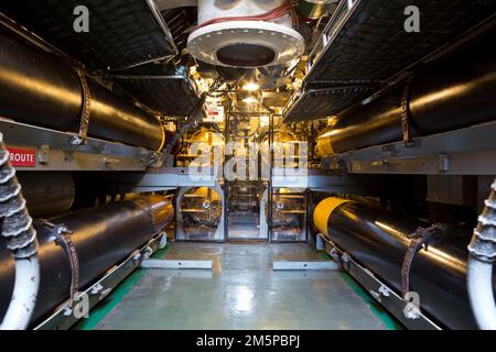 The internal world war ii submarine Stock Photo - Alamy