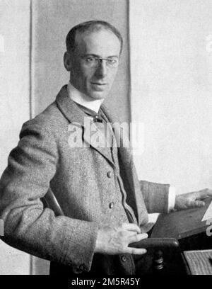 Portrait of Arthur Rackham (1867-1939), c. 1935 Stock Photo - Alamy