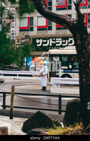 Japan, Tokyo: Traffic police officer Stock Photo - Alamy