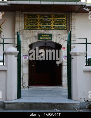 Historical Underground Mosque - Istanbul Stock Photo - Alamy