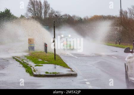 Romney, Kent, UK. 31st Dec, 2022. UK Weather: High cross winds on the ...