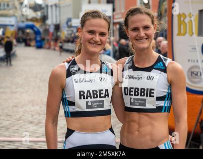 Trier, Germany. 31st Dec, 2022. Deborah Schöneborn (SCC Berlin) crosses ...