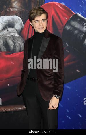 LOS ANGELES - NOV 29: Alexander Elliot at the Violent Night Premiere at ...