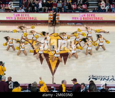 Arizona State Sun Devils dance team performs before an NCAA football ...