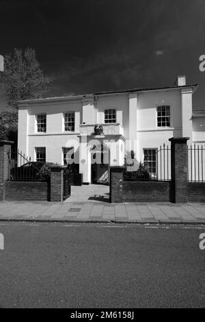 The Cromwell House where Oliver Cromwell was born, High Street ...