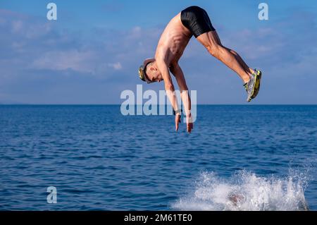 At exactly noon, the Sea Organ jumped into the sea and greeted the New ...