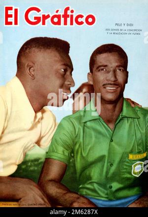 Magazine cover feat Pelé - El Grafico del 03 de Octubre de 1958 Stock ...