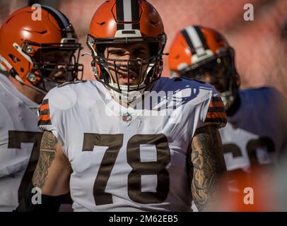 Cleveland Browns offensive tackle Jack Conklin (78) blocks Miami ...