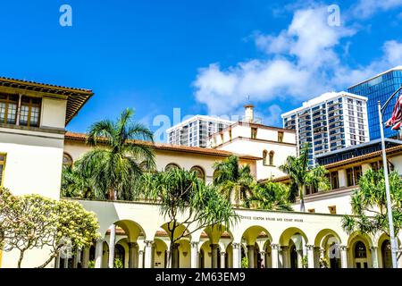 Old Honolulu Courthouse Stock Photo - Alamy