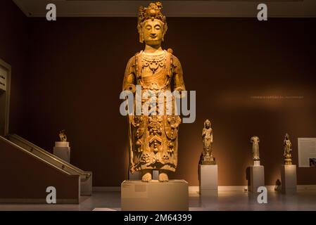 Bodhisattva, Norther Qi dynasty, 7th century, Ancient Chinese Art ...