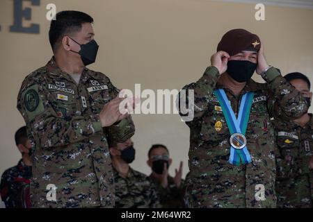 Philippine Army Maj. Gen. Francisco Ariel A. Felicidario III, Commander ...