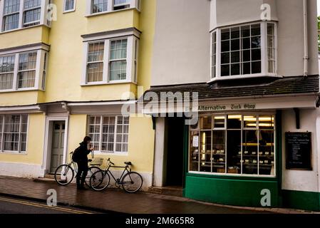Tuck Shop on Holywell Street, Oxford Stock Photo - Alamy