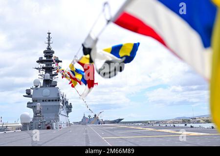 PEARL HARBOR (July 04, 2022) Crewmembers from Japan Maritime Self ...
