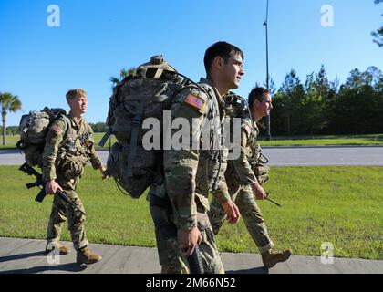 (Left to right) Lt. Gen. Kenneth Wilsbach, incoming Seventh Air Force ...