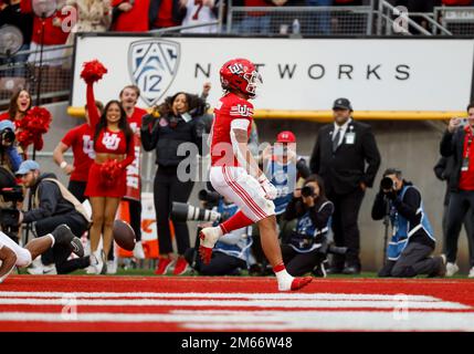 Utah Utes running back Ja'Quinden Jackson (3) celebrates a touchdown ...