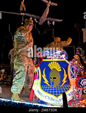 Master Sgt. Kristian Carter, 433rd Airlift Wing public affairs ...