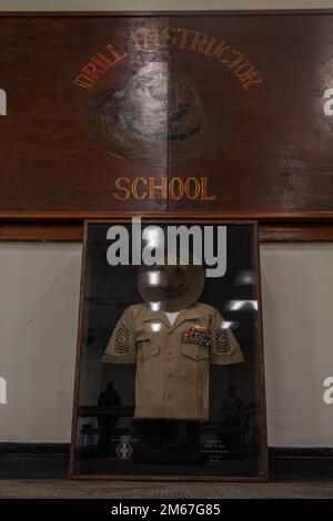 Sgt. Maj. Of the Marine Corps Carlton Kent, left, and Brig. Gen ...