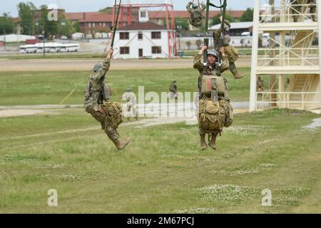 Airborne students complete training at 34-foot jump towers at Fort ...