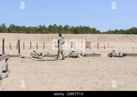 These NJARNG soldiers from the 119th CSSB (Combat Sustainment Support ...