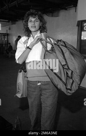 Sandra Bernhard Circa 1980's Credit: Ralph Dominguez/MediaPunch Stock ...