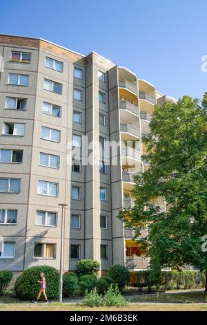Prefabricated building, residential building, Ernst-Thaelmann-Park ...