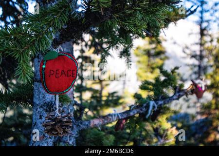 Wonderful Canadian rocky mountains Stock Photo - Alamy