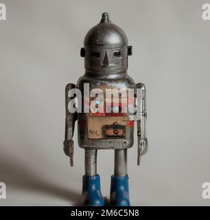 Old rusty looking robot Stock Photo - Alamy