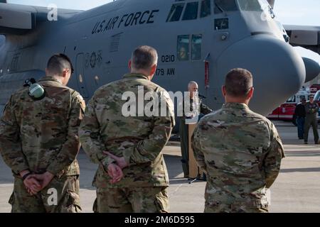 Col. Darren Hamilton, 179th Airlift Wing Commander, speaks to Ohio ...