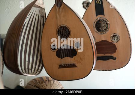 Handmade Oud, Istanbul, Turkey Stock Photo - Alamy