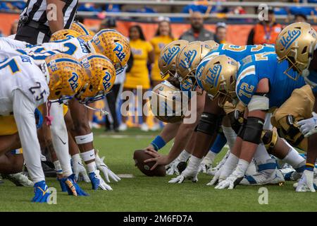 El Paso, United States. 30th Dec, 2022. Pitt Panthers wide receiver ...