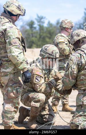 Soldiers with the 3rd Battalion, 340th Training Support Battalion of ...