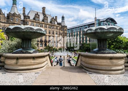 sheffield street scenes Stock Photo - Alamy