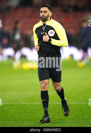 Assistant referee, Bhupinder Singh Gill, Referee, Thomas Kirk ...