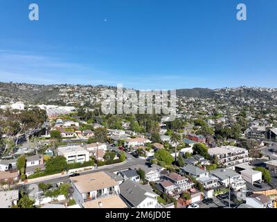 Laguna Beach coastline town with vilas on the hills, Southern ...