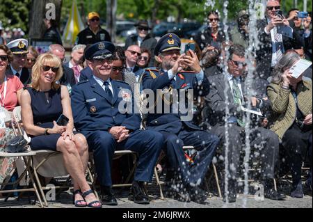 Brig. Gen. Frank Graefe, the defense attaché from the Federal Republic ...