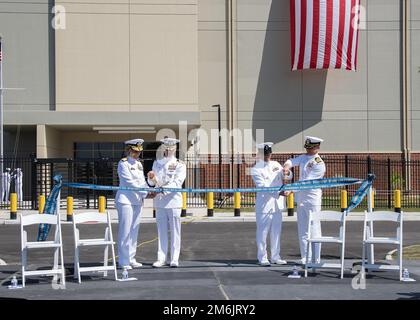 Capt. Gordon Meek III, commanding officer of Naval Facilities ...