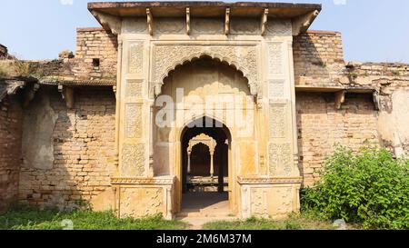 Beautiful Architecture of Gohad Fort, Carving Pillars, Gohad, Bhind ...