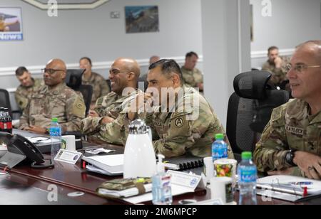 U.S. Army Central commanders and sergeants major gather for dinner with ...
