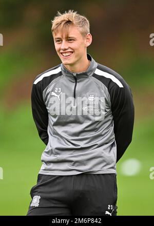 Ben Waine #23 of Plymouth Argyle warming up during the Sky Bet ...