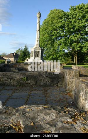Renfrewshire Wallace Monument Elderslie, Johnstome, Scotland, UK. This memorial stands near a ...